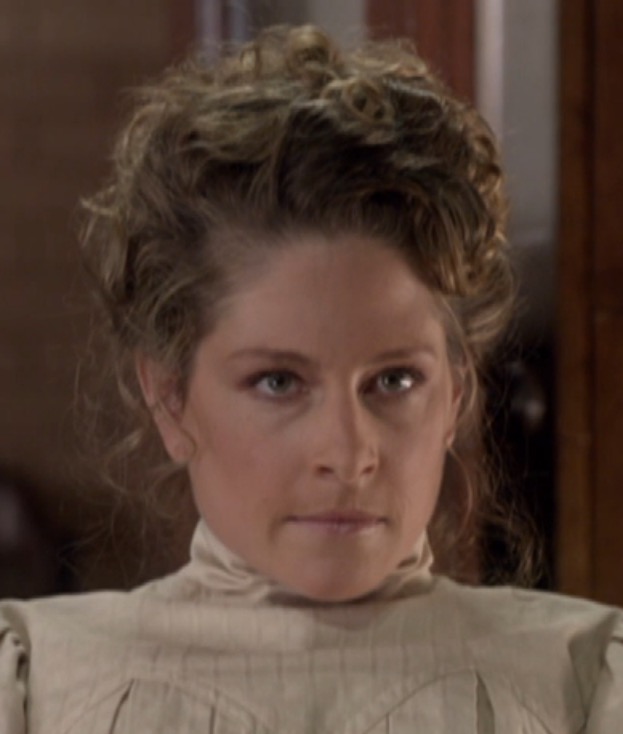 Pauline Kerr – LezWatch.TV