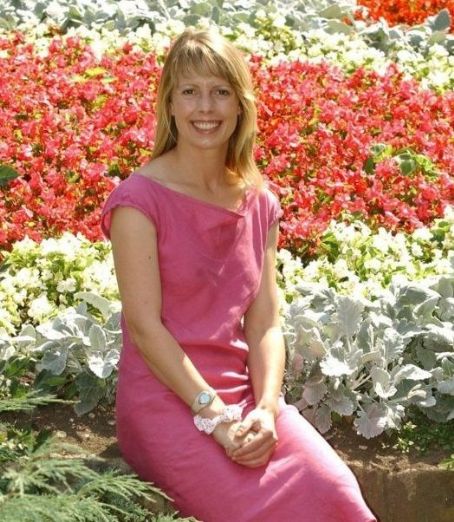 Sophie Lawrence Lezwatchtv 9320